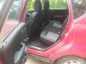 Mercedes-Benz A 150 2005 in Vilnius, with an engine capacity of 1.50 L and mileage of 149 thousand km for 500 €, photo 10 on AUTOMOTO.COM.LV