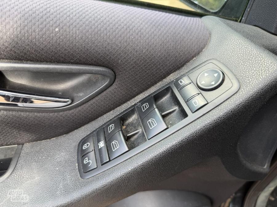 Mercedes-Benz A 150 2005 Viļņa, ar dzinēja tilpumu 1.50 L un nobraukumu 180 tūkst. km par 650 €, foto 12 vietnē AUTOMOTO.COM.LV