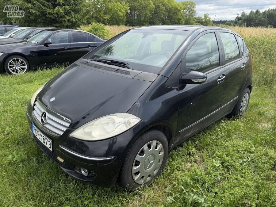 Mercedes-Benz A 150 2005 in Vilnius, with an engine capacity of 1.50 L and mileage of 181 thousand km for 490 €, photo 3 on AUTOMOTO.COM.LV