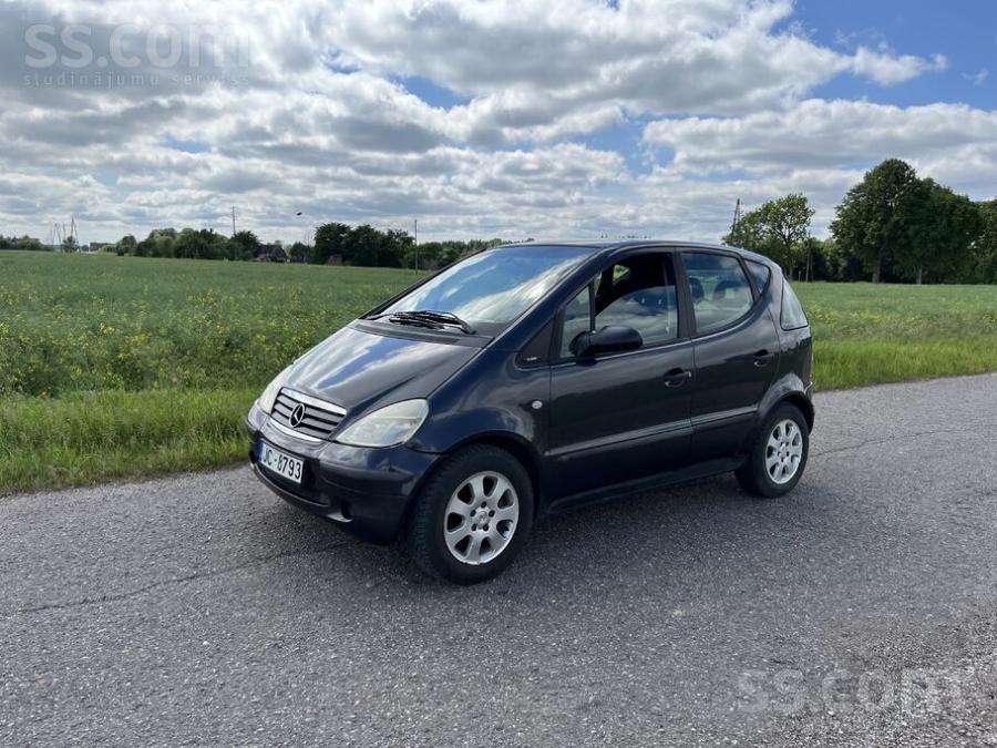 Black Mercedes-Benz A 160 1999 in Talsi, with an engine capacity of 1.60 L and mileage of 220 thousand km for 650 €, photo 1 on AUTOMOTO.COM.LV