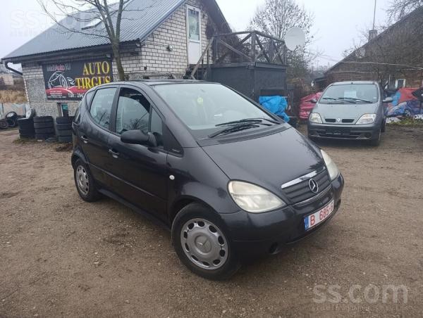 Black Mercedes-Benz A 160 2000 in Rezekne, with an engine capacity of 1.60 L and mileage of 230 thousand km for 500 €, photo 3 on AUTOMOTO.COM.LV