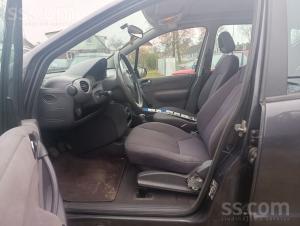 Melns Mercedes-Benz A 160 2000 Rēzekne, ar dzinēja tilpumu 1.60 L un nobraukumu 230 tūkst. km par 500 €, foto 8 vietnē AUTOMOTO.COM.LV