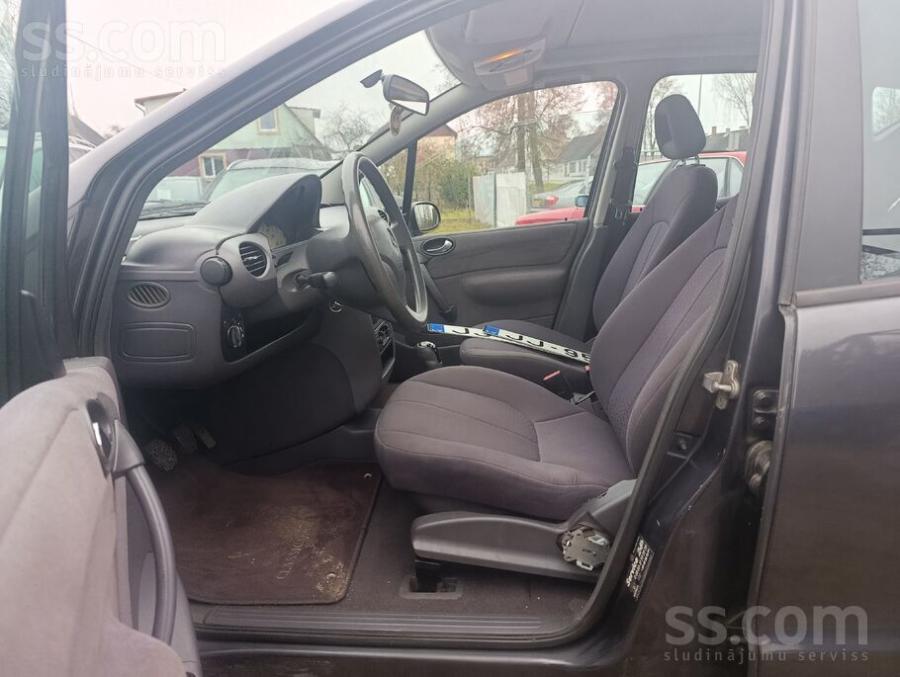 Melns Mercedes-Benz A 160 2000 Rēzekne, ar dzinēja tilpumu 1.60 L un nobraukumu 230 tūkst. km par 500 €, foto 8 vietnē AUTOMOTO.COM.LV