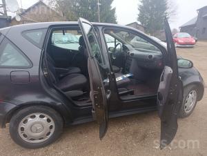 Melns Mercedes-Benz A 160 2000 Rēzekne, ar dzinēja tilpumu 1.60 L un nobraukumu 230 tūkst. km par 500 €, foto 11 vietnē AUTOMOTO.COM.LV