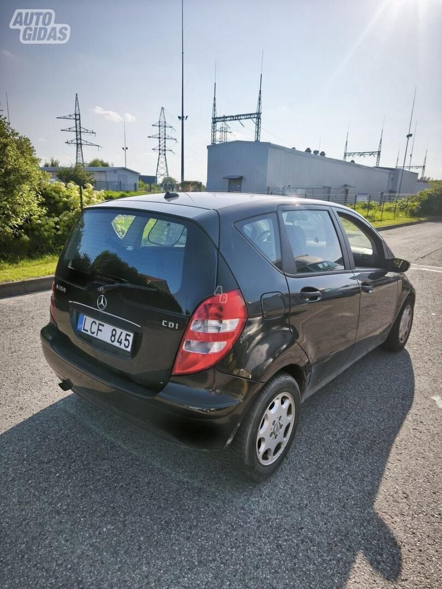 Melns Mercedes-Benz A 160 2006 Kauņa, ar dzinēja tilpumu 2.00 L un nobraukumu 235 tūkst. km par 650 €, foto 5 vietnē AUTOMOTO.COM.LV
