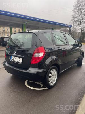 Black Mercedes-Benz A 160 2009 in Riga, with an engine capacity of 1.60 L and mileage of 146 thousand km for 3000 €, photo 4 on AUTOMOTO.COM.LV