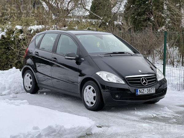 Melns Mercedes-Benz A 160 2009 Rīga, ar dzinēja tilpumu 1.50 L un nobraukumu 320 tūkst. km par 1950 €, foto 3 vietnē AUTOMOTO.COM.LV