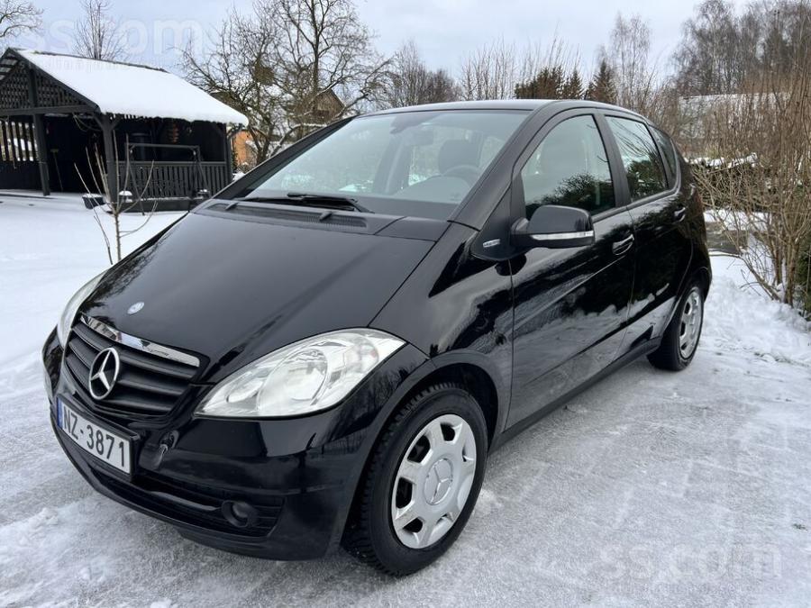 Black Mercedes-Benz A 160 2009 in Riga, with an engine capacity of 1.50 L and mileage of 320 thousand km for 1950 €, photo 11 on AUTOMOTO.COM.LV