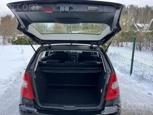 Black Mercedes-Benz A 160 2009 in Riga, with an engine capacity of 1.50 L and mileage of 320 thousand km for 1950 €, photo 12 on AUTOMOTO.COM.LV