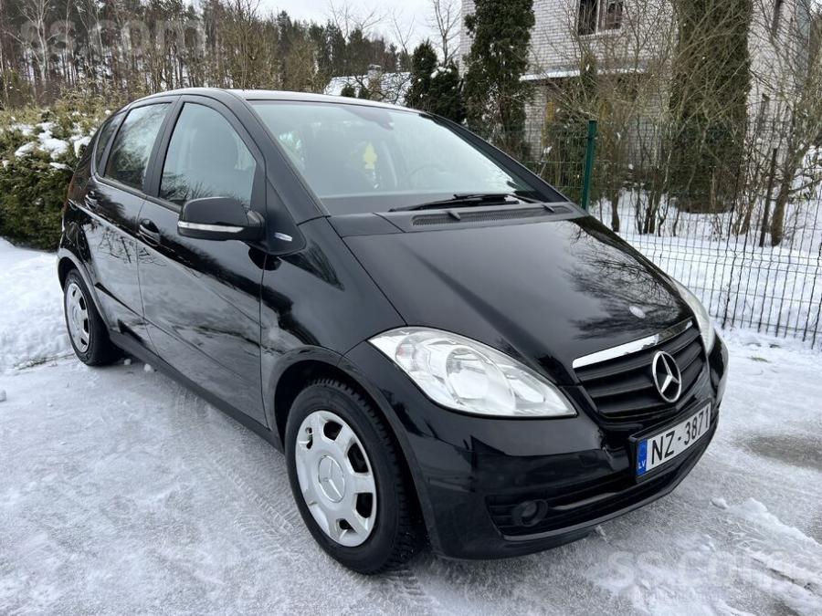 Black Mercedes-Benz A 160 2009 in Riga, with an engine capacity of 1.50 L and mileage of 320 thousand km for 1950 €, photo 15 on AUTOMOTO.COM.LV