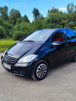 Melns Mercedes-Benz A 160 2009 Dobele, ar dzinēja tilpumu 2.00 L un nobraukumu 0 tūkst. km par 3150 €, foto 1 vietnē AUTOMOTO.COM.LV