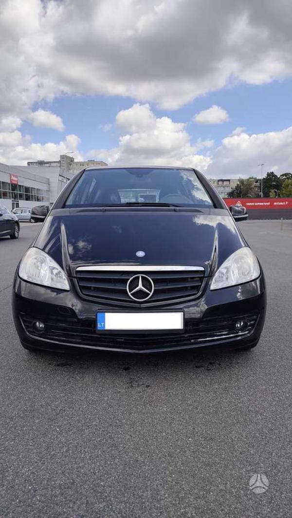 Black Mercedes-Benz A 160 2010 in Vilnius, with an engine capacity of 1.50 L and mileage of 364 thousand km for 2500 €, photo 1 on AUTOMOTO.COM.LV