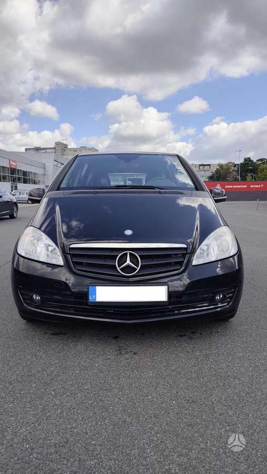 Black Mercedes-Benz A 160 2010 in Vilnius, with an engine capacity of 1.50 L and mileage of 364 thousand km for 2500 €, photo 1 on AUTOMOTO.COM.LV