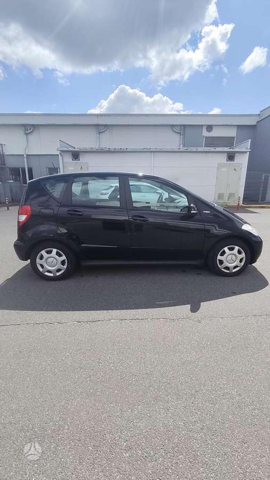 Black Mercedes-Benz A 160 2010 in Vilnius, with an engine capacity of 1.50 L and mileage of 364 thousand km for 2500 €, photo 7 on AUTOMOTO.COM.LV