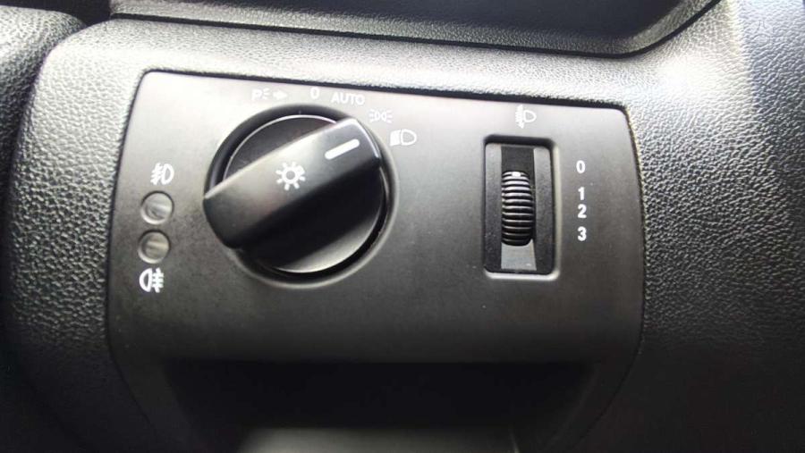 Black Mercedes-Benz A 160 2010 in Vilnius, with an engine capacity of 1.50 L and mileage of 364 thousand km for 2500 €, photo 13 on AUTOMOTO.COM.LV