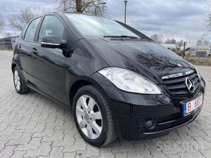Черный Мерседес А 160 2011 в Рига, объемом двигателя 1.50 л и пробегом 136 тыс. км за 4790 €, фото  на AUTOMOTO.COM.LV