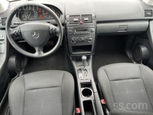 Черный Мерседес А 160 2011 в Рига, объемом двигателя 1.50 л и пробегом 136 тыс. км за 4790 €, фото 9 на AUTOMOTO.COM.LV