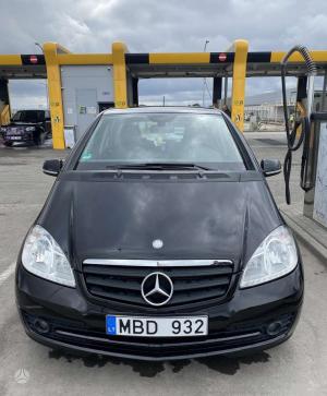 Melns Mercedes-Benz A 160 2012 Kauņa, ar dzinēja tilpumu 1.99 L un nobraukumu 194 tūkst. km par 3000 €, foto 4 vietnē AUTOMOTO.COM.LV