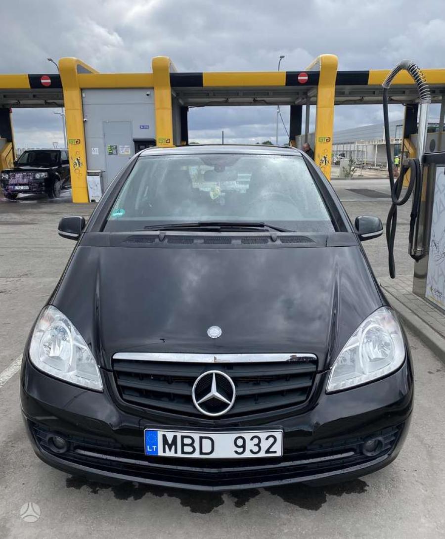 Melns Mercedes-Benz A 160 2012 Kauņa, ar dzinēja tilpumu 1.99 L un nobraukumu 194 tūkst. km par 3000 €, foto 4 vietnē AUTOMOTO.COM.LV