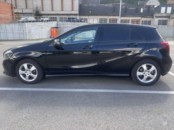 Mercedes-Benz A 160 2017 Kauņa vietnē Melns Mercedes-Benz A 160 2017 Kauņa, ar dzinēja tilpumu 1.60 L un nobraukumu 115 tūkst. km par 11100 €, foto 5 vietnē AUTOMOTO.COM.LV