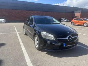 Melns Mercedes-Benz A 160 2017 Kauņa, ar dzinēja tilpumu 1.60 L un nobraukumu 115 tūkst. km par 11100 €, foto 8 vietnē AUTOMOTO.COM.LV