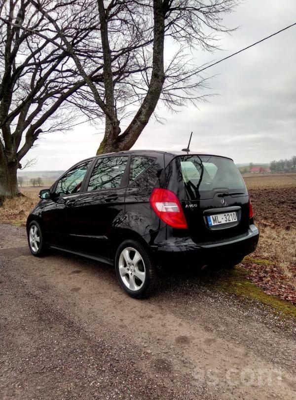 Melns Mercedes-Benz A 160 2010 Tukums, ar dzinēja tilpumu 1.50 L un nobraukumu 195 tūkst. km par 3500 €, foto 4 vietnē AUTOMOTO.COM.LV