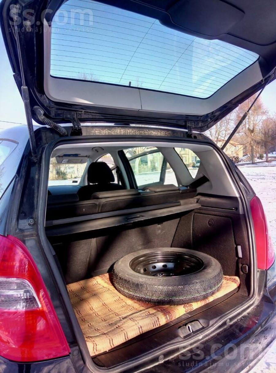 Melns Mercedes-Benz A 160 2010 Tukums, ar dzinēja tilpumu 1.50 L un nobraukumu 200 tūkst. km par 2400 €, foto 11 vietnē AUTOMOTO.COM.LV