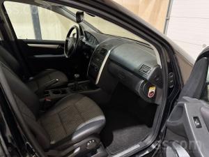 Black Mercedes-Benz A 160 2007 in Ogre, with an engine capacity of 2.00 L and mileage of 225 thousand km for 1490 €, photo 9 on AUTOMOTO.COM.LV