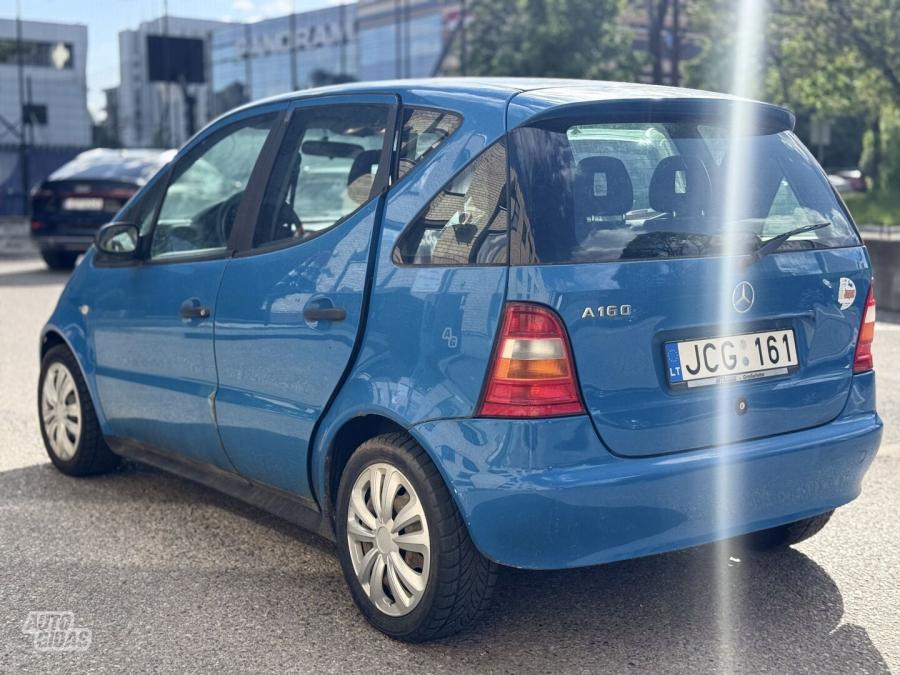 Синий Мерседес А 160 2001 в Вильнюс, объемом двигателя 1.60 л и пробегом 221 тыс. км за 490 €, фото 3 на AUTOMOTO.COM.LV