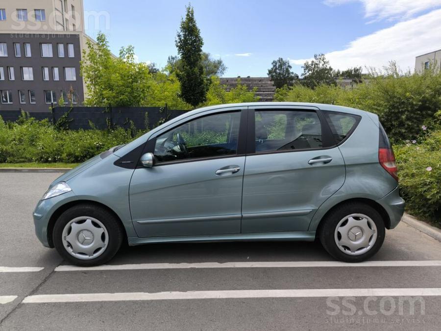 Blue Mercedes-Benz A 160 2005 in Riga, with an engine capacity of 2.00 L and mileage of 220 thousand km for 2000 €, photo 4 on AUTOMOTO.COM.LV
