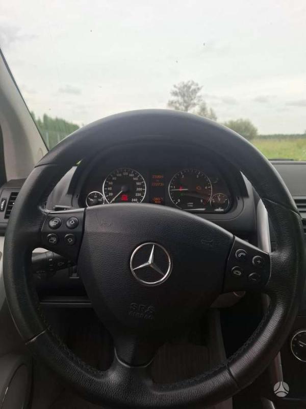 Blue Mercedes-Benz A 160 2009 in Klaipeda, with an engine capacity of 1.99 L and mileage of 222 thousand km for 1999 €, photo 9 on AUTOMOTO.COM.LV
