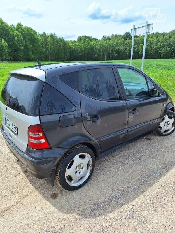 Zils Mercedes-Benz A 160 2001 Viļņa, ar dzinēja tilpumu 1.70 L un nobraukumu 30 tūkst. km par 600 €, foto 4 vietnē AUTOMOTO.COM.LV