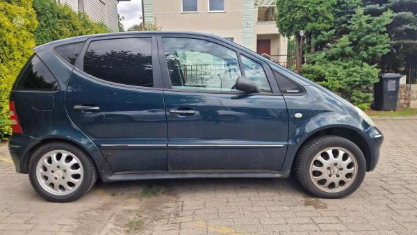 Zaļš Mercedes-Benz A 160 2002 Viļņa, ar dzinēja tilpumu 1.60 L un nobraukumu 181 tūkst. km par 1400 €, foto 2 vietnē AUTOMOTO.COM.LV