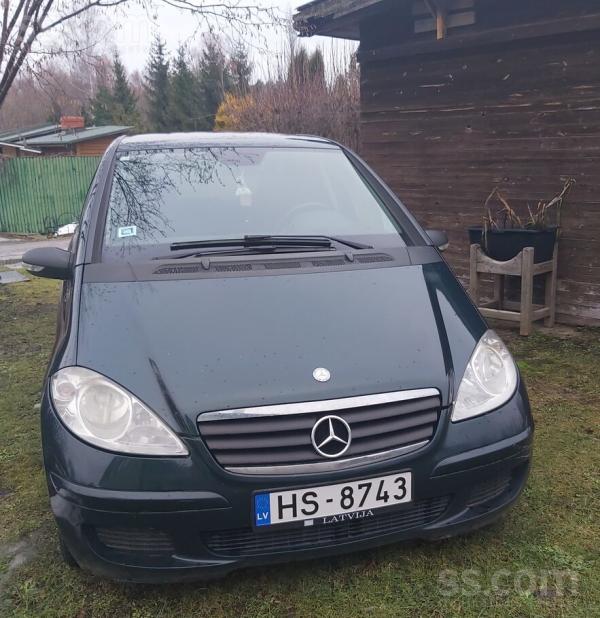 Зеленый Мерседес А 160 2005 в Елгава, объемом двигателя 2.00 л и пробегом 240 тыс. км за 900 €, фото 1 на AUTOMOTO.COM.LV