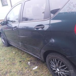 Zaļš Mercedes-Benz A 160 2005 Jelgava, ar dzinēja tilpumu 2.00 L un nobraukumu 240 tūkst. km par 900 €, foto 5 vietnē AUTOMOTO.COM.LV