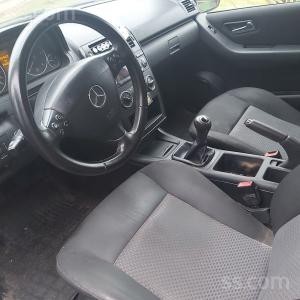 Zaļš Mercedes-Benz A 160 2005 Jelgava, ar dzinēja tilpumu 2.00 L un nobraukumu 240 tūkst. km par 900 €, foto 6 vietnē AUTOMOTO.COM.LV