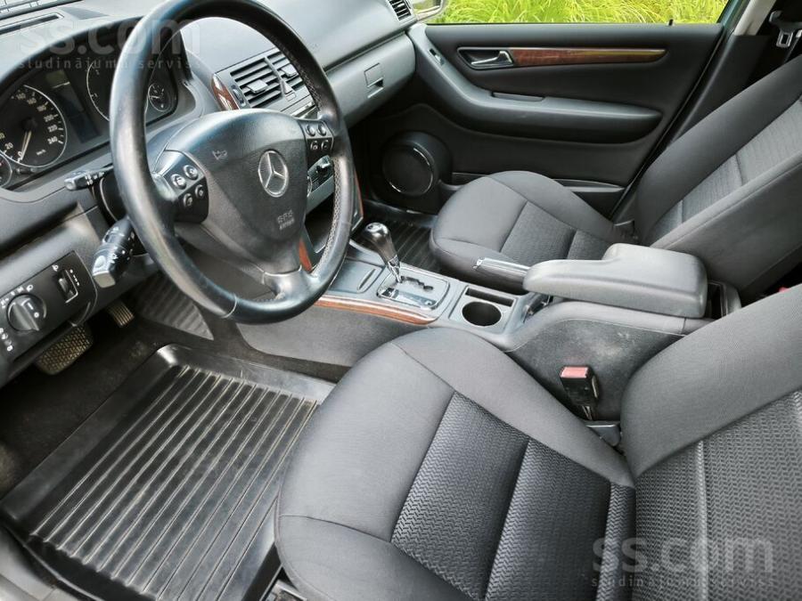 Zaļš Mercedes-Benz A 160 2005 Rīga, ar dzinēja tilpumu 2.00 L un nobraukumu 223 tūkst. km par 1600 €, foto 6 vietnē AUTOMOTO.COM.LV