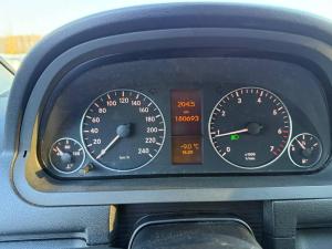 Zaļš Mercedes-Benz A 160 2010 Rīga, ar dzinēja tilpumu 1.50 L un nobraukumu 181 tūkst. km par 2600 €, foto 20 vietnē AUTOMOTO.COM.LV