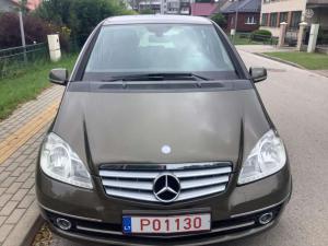 Zaļš Mercedes-Benz A 160 2011 Alīta, ar dzinēja tilpumu 1.50 L un nobraukumu 76 tūkst. km par 4900 €, foto  vietnē AUTOMOTO.COM.LV