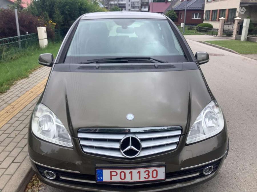 Zaļš Mercedes-Benz A 160 2011 Alīta, ar dzinēja tilpumu 1.50 L un nobraukumu 76 tūkst. km par 4900 €, foto 1 vietnē AUTOMOTO.COM.LV