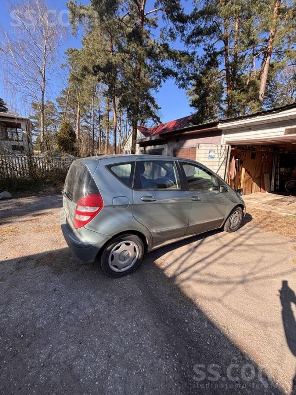 Green Mercedes-Benz A 160 2005 in Jurmala, with an engine capacity of 1.90 L and mileage of 0 thousand km for 1200 €, photo 3 on AUTOMOTO.COM.LV