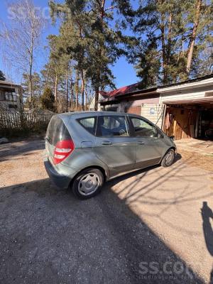 Green Mercedes-Benz A 160 2005 in Jurmala, with an engine capacity of 1.90 L and mileage of 0 thousand km for 1200 €, photo 4 on AUTOMOTO.COM.LV