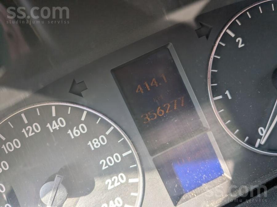 Grey Mercedes-Benz A 160 2006 in Rezekne, with an engine capacity of 2.00 L and mileage of 356 thousand km for 900 €, photo 4 on AUTOMOTO.COM.LV