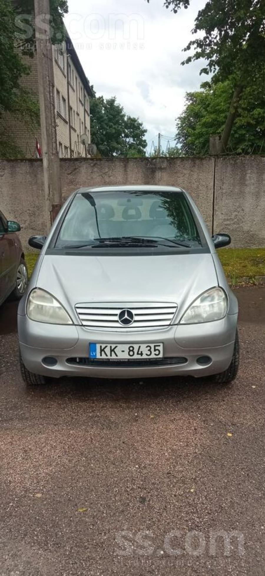 Pelēks Mercedes-Benz A 160 1998 Rīga, ar dzinēja tilpumu 1.60 L un nobraukumu 270 tūkst. km par 900 €, foto 1 vietnē AUTOMOTO.COM.LV