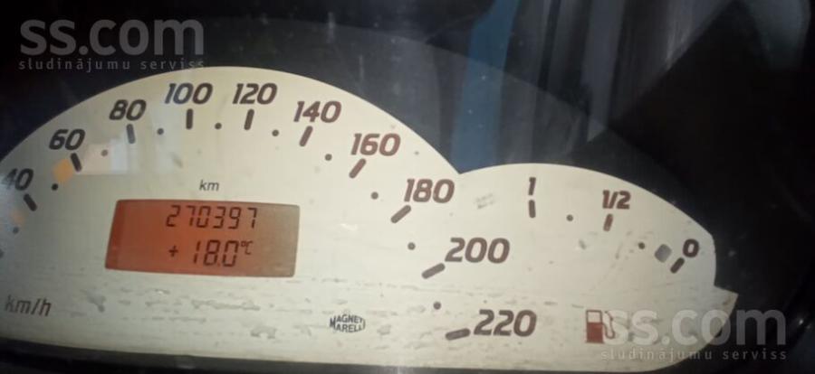 Pelēks Mercedes-Benz A 160 1998 Rīga, ar dzinēja tilpumu 1.60 L un nobraukumu 270 tūkst. km par 900 €, foto 8 vietnē AUTOMOTO.COM.LV