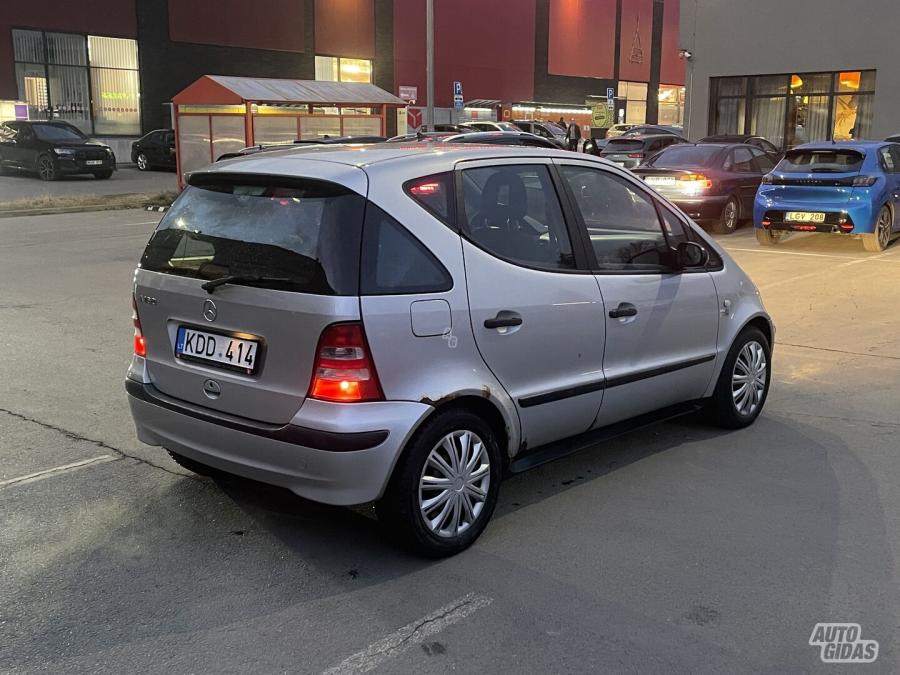Pelēks Mercedes-Benz A 160 2002 Viļņa, ar dzinēja tilpumu 1.60 L un nobraukumu 188 tūkst. km par 750 €, foto 2 vietnē AUTOMOTO.COM.LV