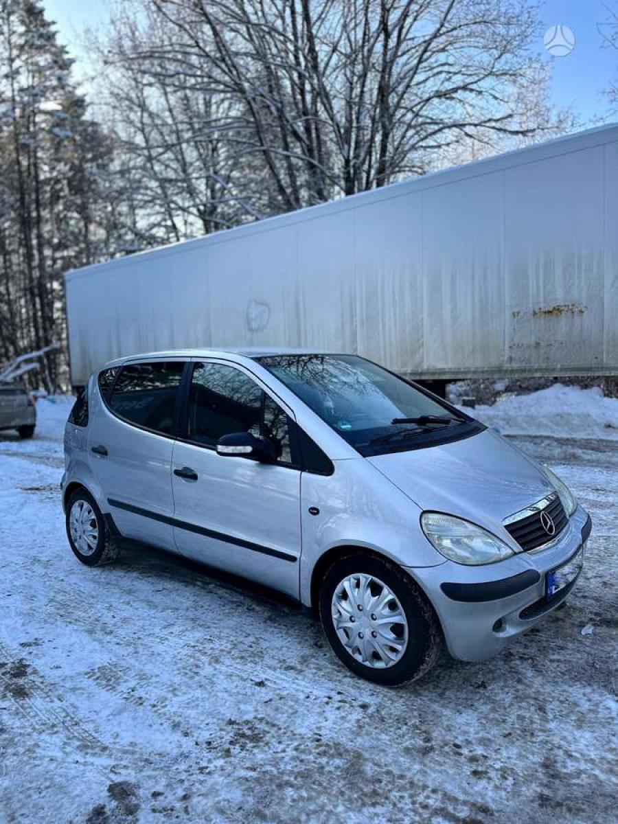 Pelēks Mercedes-Benz A 160 2003 Viļņa, ar dzinēja tilpumu 1.60 L un nobraukumu 217 tūkst. km par 1350 €, foto 1 vietnē AUTOMOTO.COM.LV