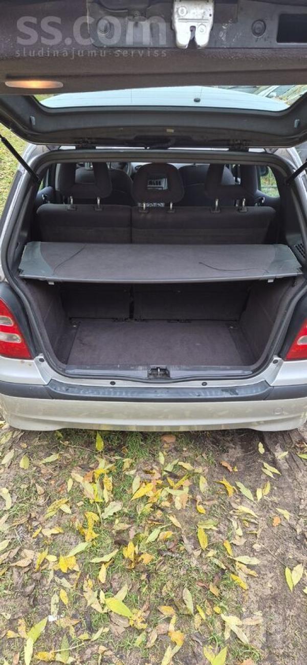 Pelēks Mercedes-Benz A 160 2003 Rīga, ar dzinēja tilpumu 1.60 L un nobraukumu 186 tūkst. km par 1100 €, foto 5 vietnē AUTOMOTO.COM.LV