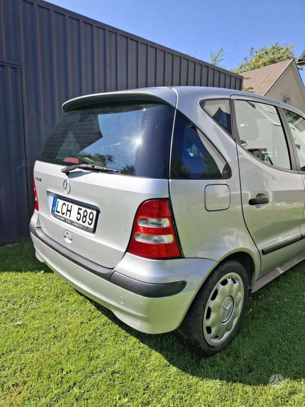 Grey Mercedes-Benz A 160 2004 in Vilnius, with an engine capacity of 1.60 L and mileage of 158 thousand km for 1300 €, photo 5 on AUTOMOTO.COM.LV