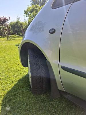 Grey Mercedes-Benz A 160 2004 in Vilnius, with an engine capacity of 1.60 L and mileage of 158 thousand km for 1300 €, photo 9 on AUTOMOTO.COM.LV